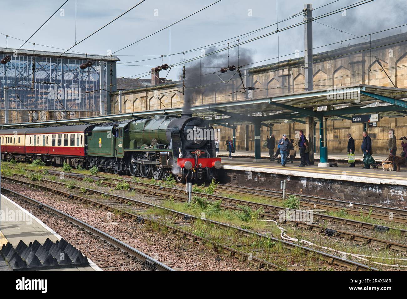 46100 Royal Scot at Carlisle on Saphos Trains "The Fellsman Stock Photo ...