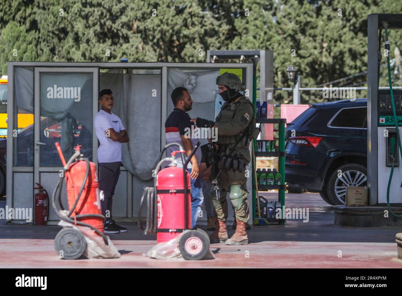 Hermish settlement hi-res stock photography and images - Alamy