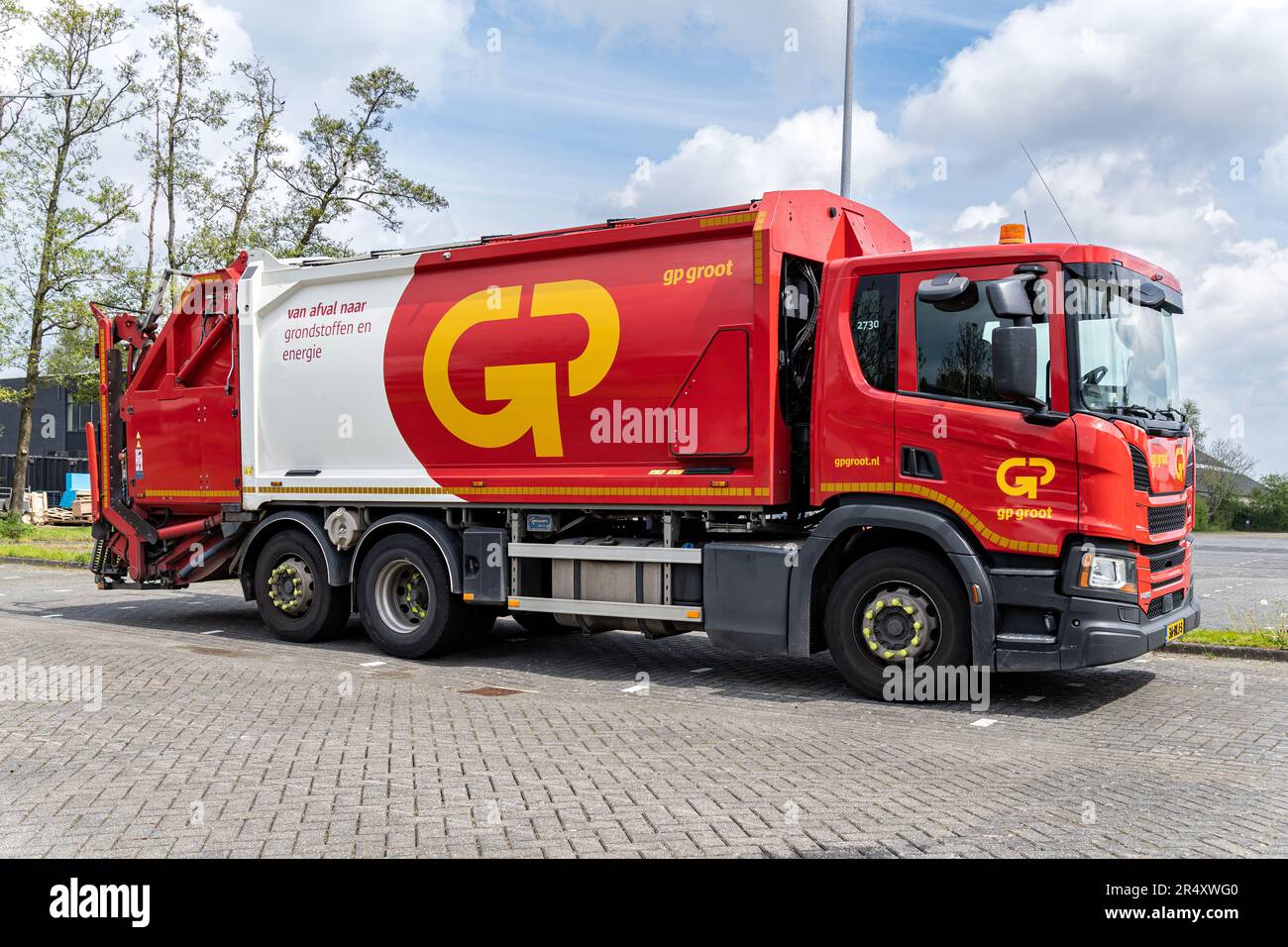 gp groot dustcart in Emmeloord, Netherlands Stock Photo - Alamy