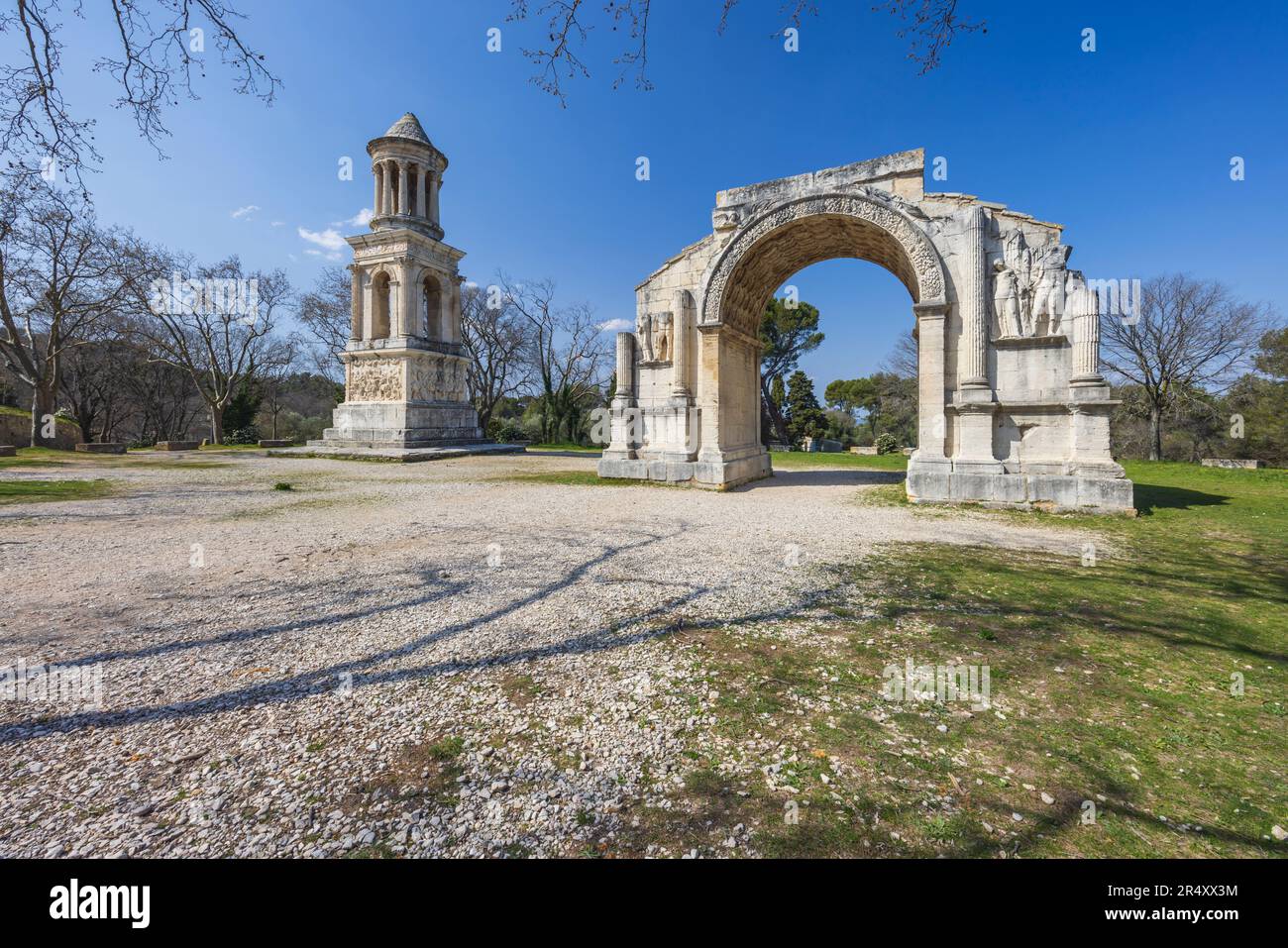 Mausoleum of Glanum, Glanum archaeological site near Saint-Remy-de ...
