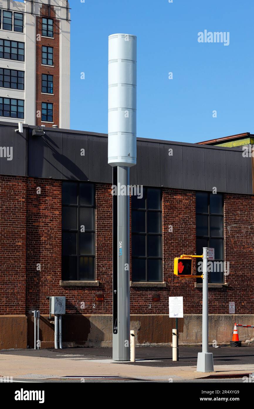 Smartpole hi-res stock photography and images - Alamy