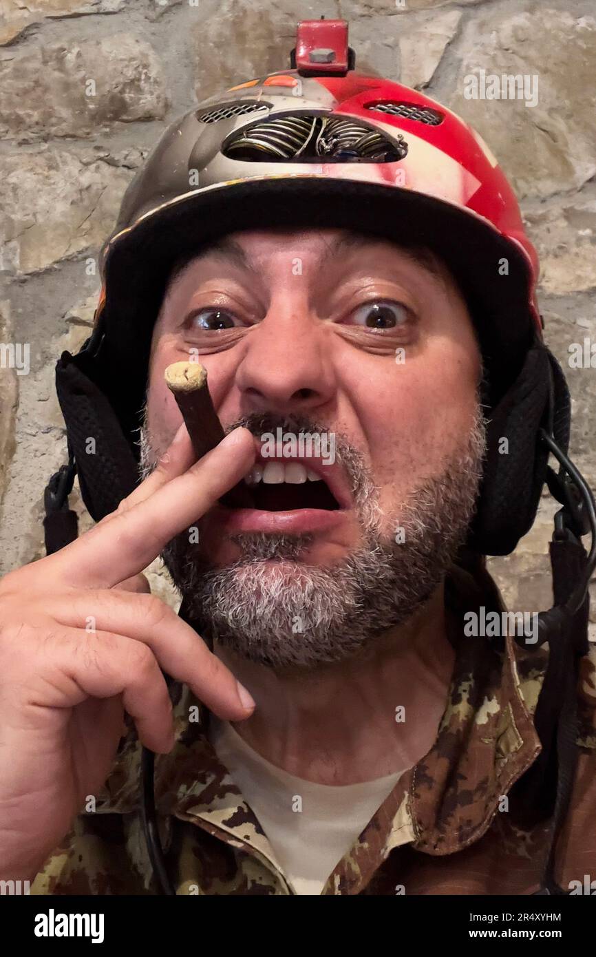 Maschio man hi-res stock photography and images - Alamy