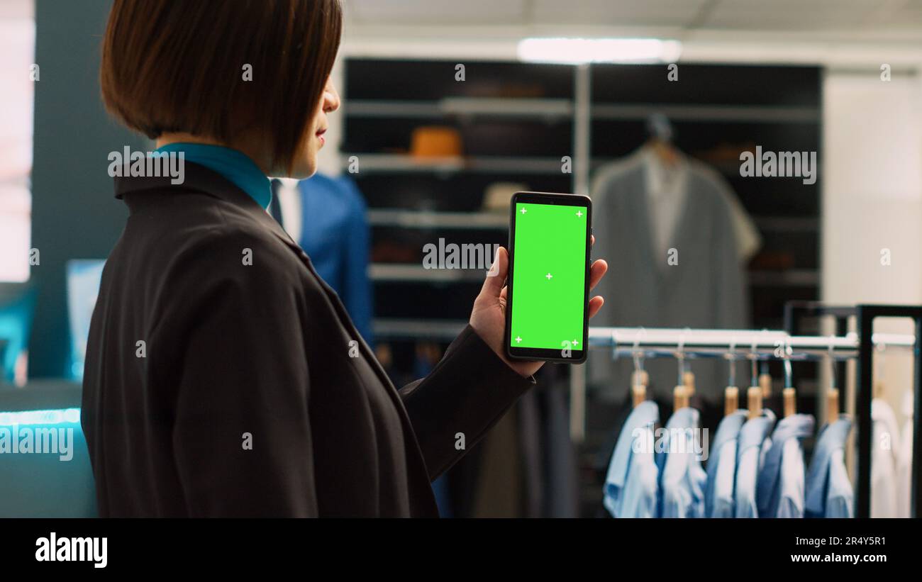 Group people using greenscreen hi-res stock photography and images - Alamy