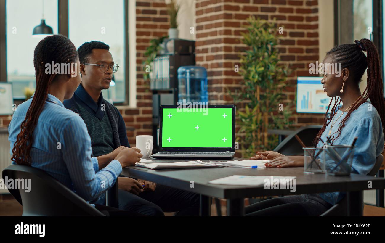 Group people using greenscreen hi-res stock photography and images - Alamy