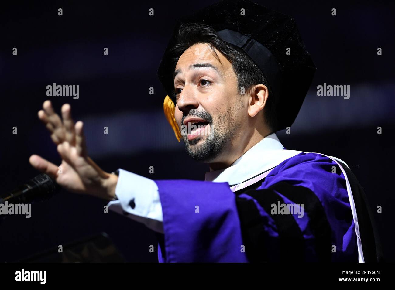 Lin manuel miranda hamilton stage hi-res stock photography and images - Alamy