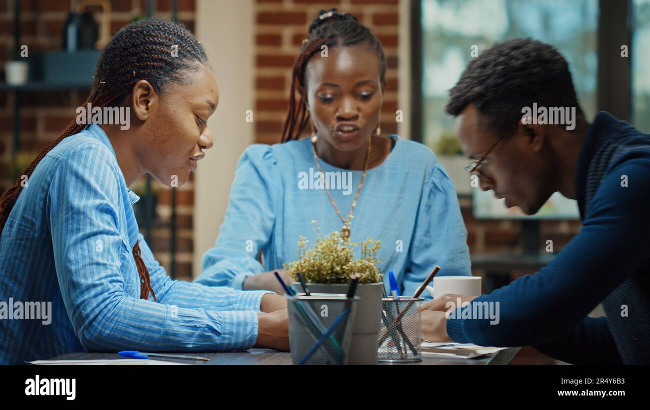 Violent mad manager yelling in office Stock Photo - Alamy