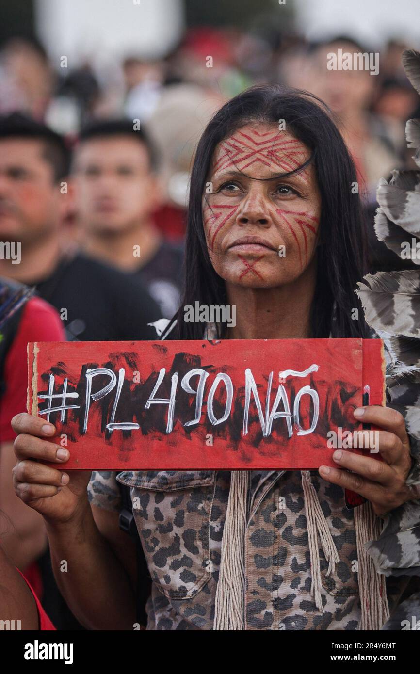 BRASÍLIA, DF - 30.05.2023: INDIGENOUS PEOPLE PROTEST IN BRASILIA ...