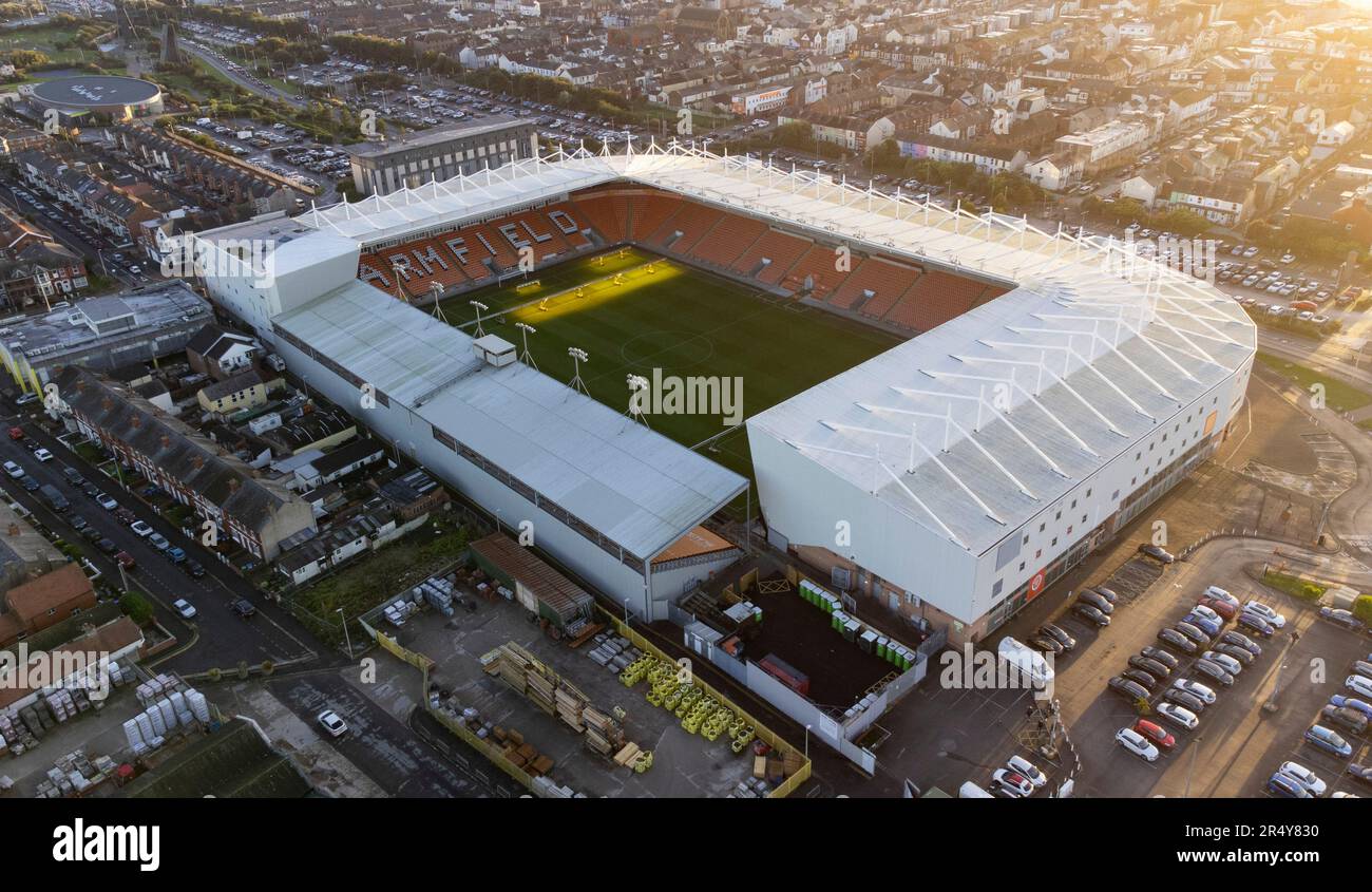 Aerial view of blackpool football stadium hi-res stock photography and ...