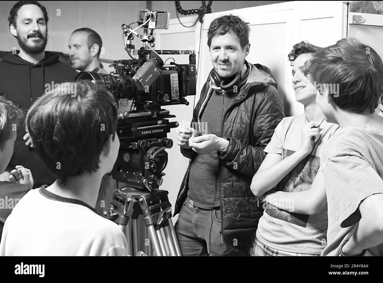 THE HOLE IN THE FENCE, (aka EL HOYO EN LA CERCA), director Joaquin del ...