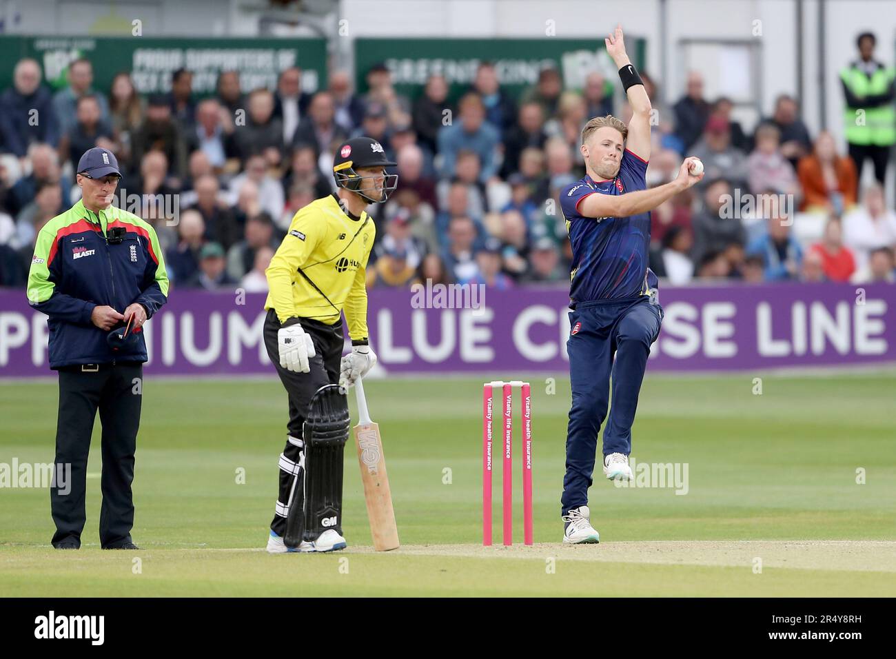 Ben Allison in bowling action for Essex during Essex Eagles vs Gloucestershire, Vitality Blast ...