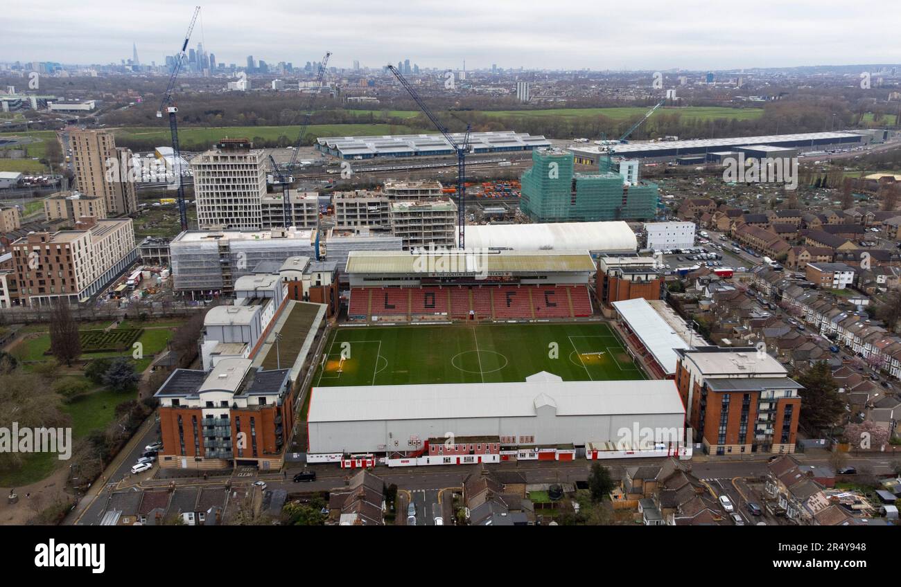 Brisbane road stadium hi-res stock photography and images - Alamy
