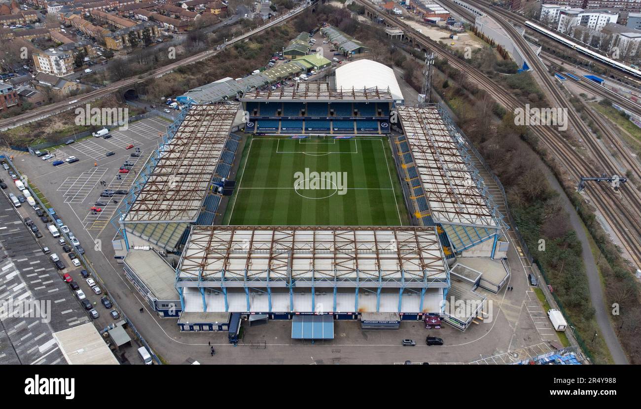 An aerial view the den football stadium hi-res stock photography and ...
