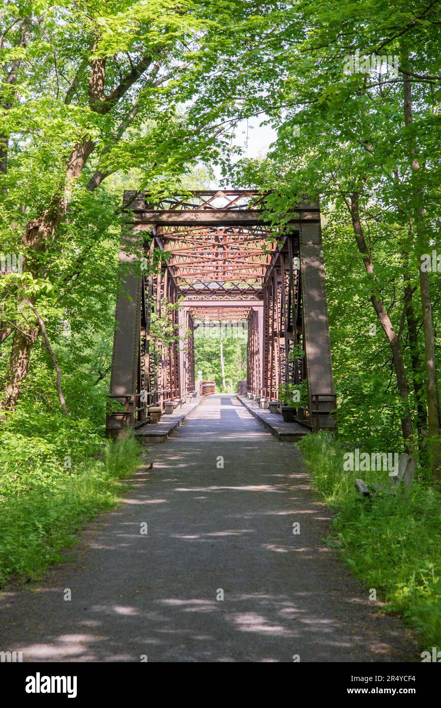Springtown bridge new york hi-res stock photography and images - Alamy