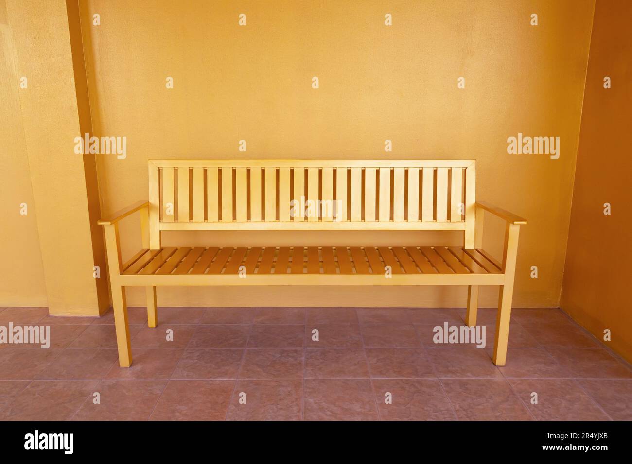 Antique pew bench hi-res stock photography and images - Alamy