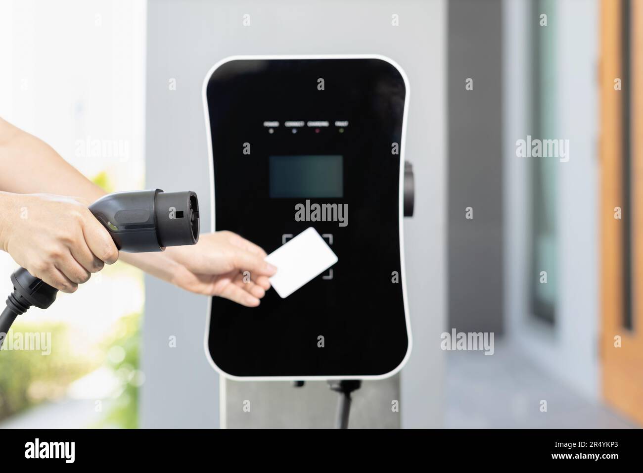 Rechargeable credit card hi-res stock photography and images - Alamy