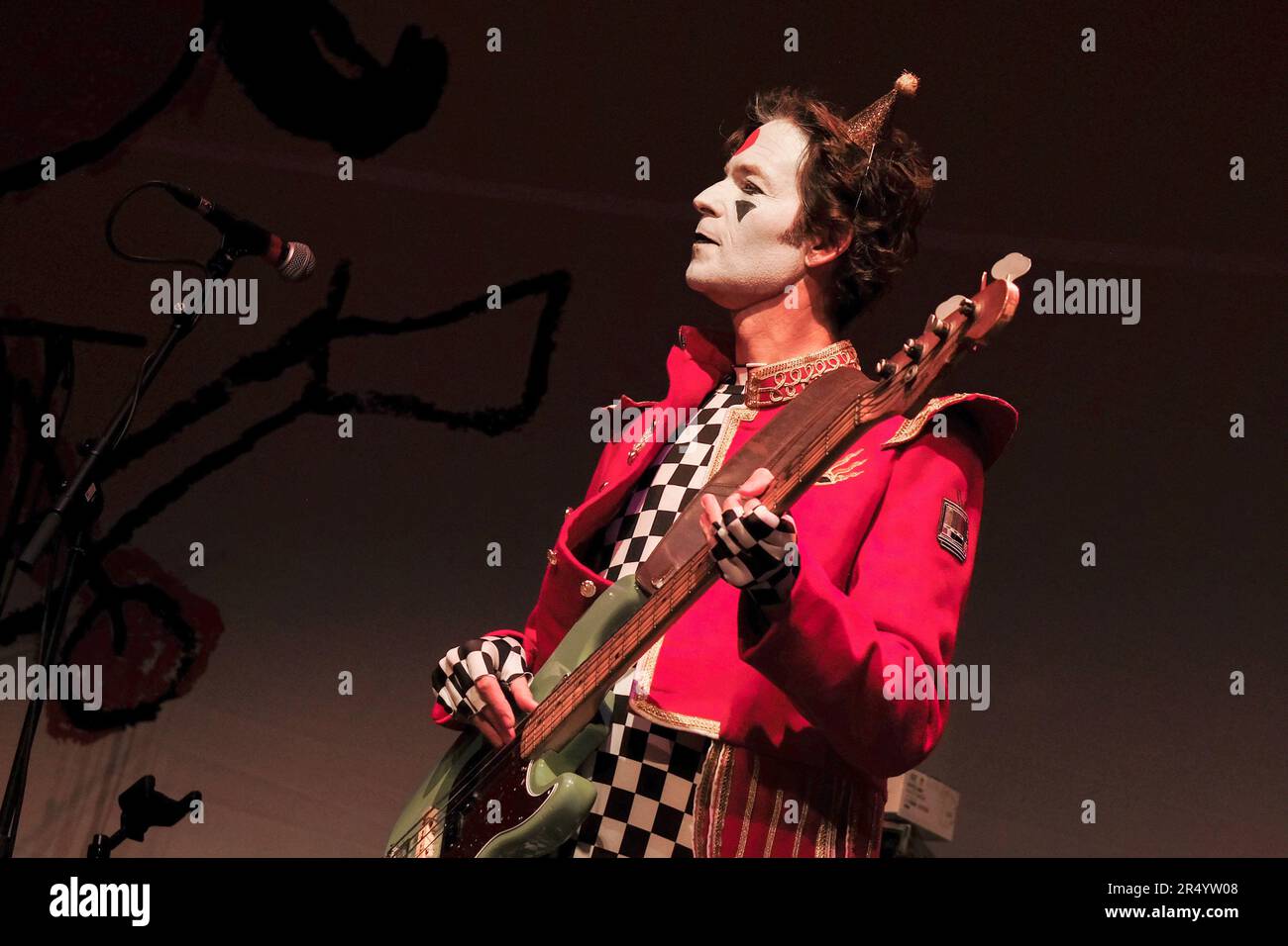 London, UK. 29th May, 2023. Steve Mertens, bass player with American lo ...