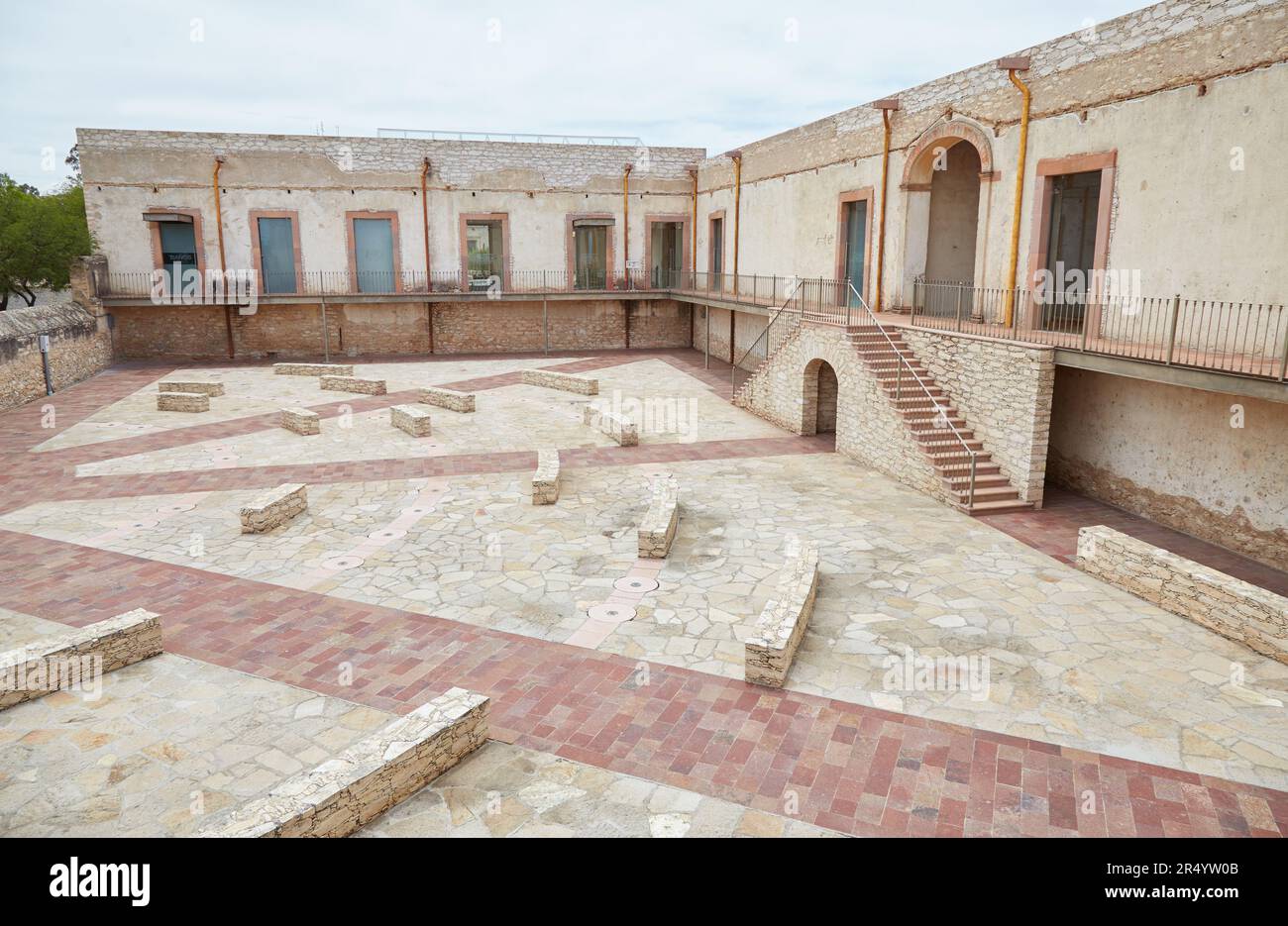 The unique ghost town of Mineral de Pozos, Guanajuato, was once a ...