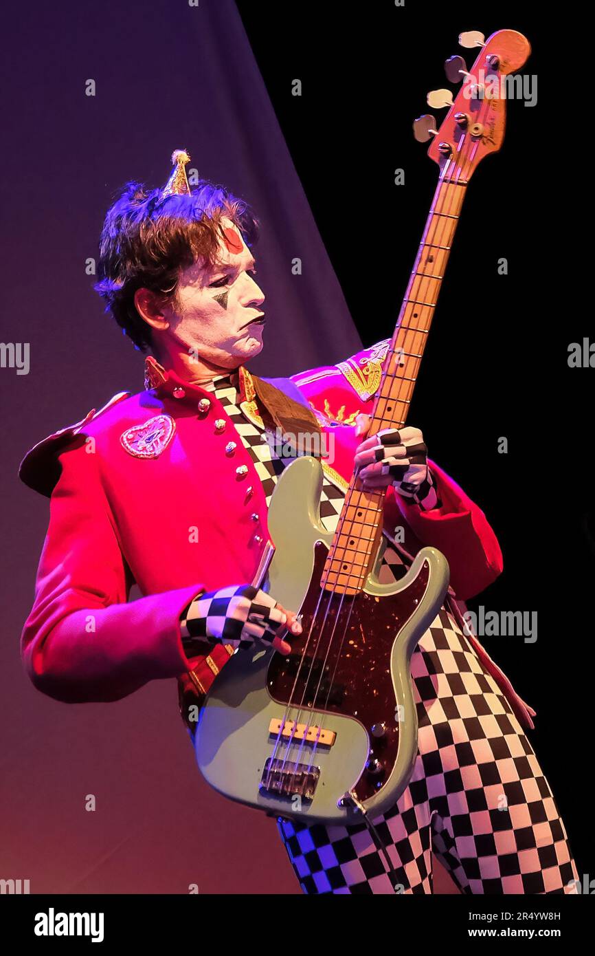 London, UK. 29th May, 2023. Steve Mertens, bass player with American lo ...