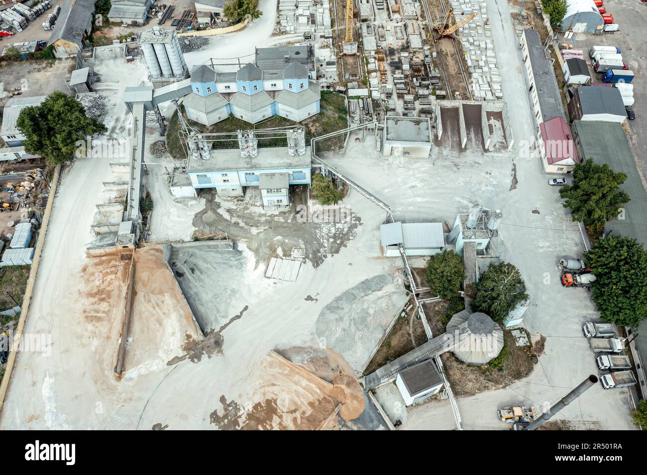 Concrete batch plant hi-res stock photography and images - Alamy