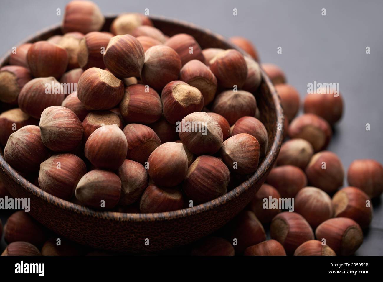 Whole hazelnuts nuts with shell close-up studio shot Stock Photo - Alamy