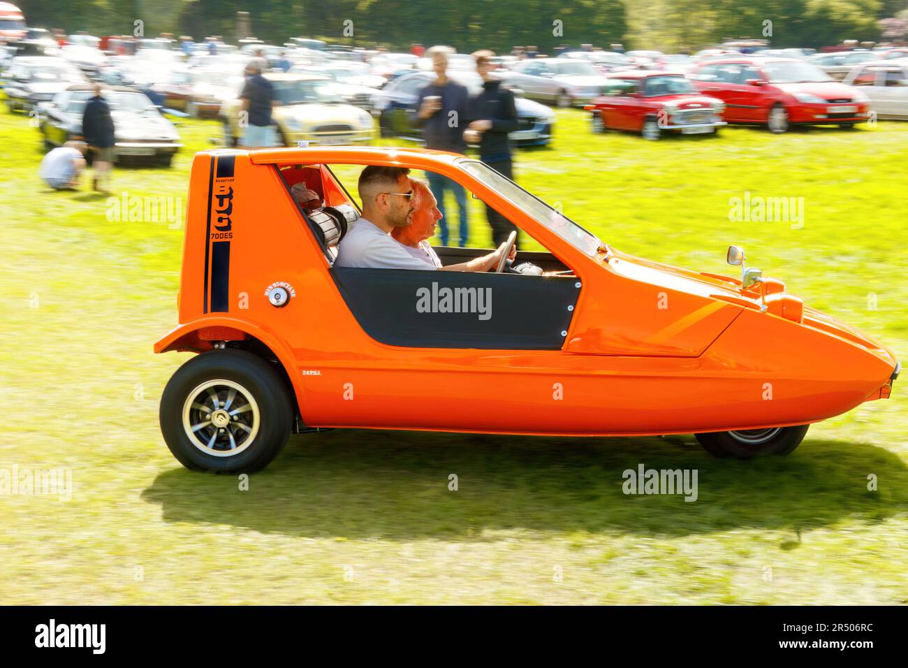 classic vintage three wheeler 1971 orange Bond Bug designeed by Tom ...