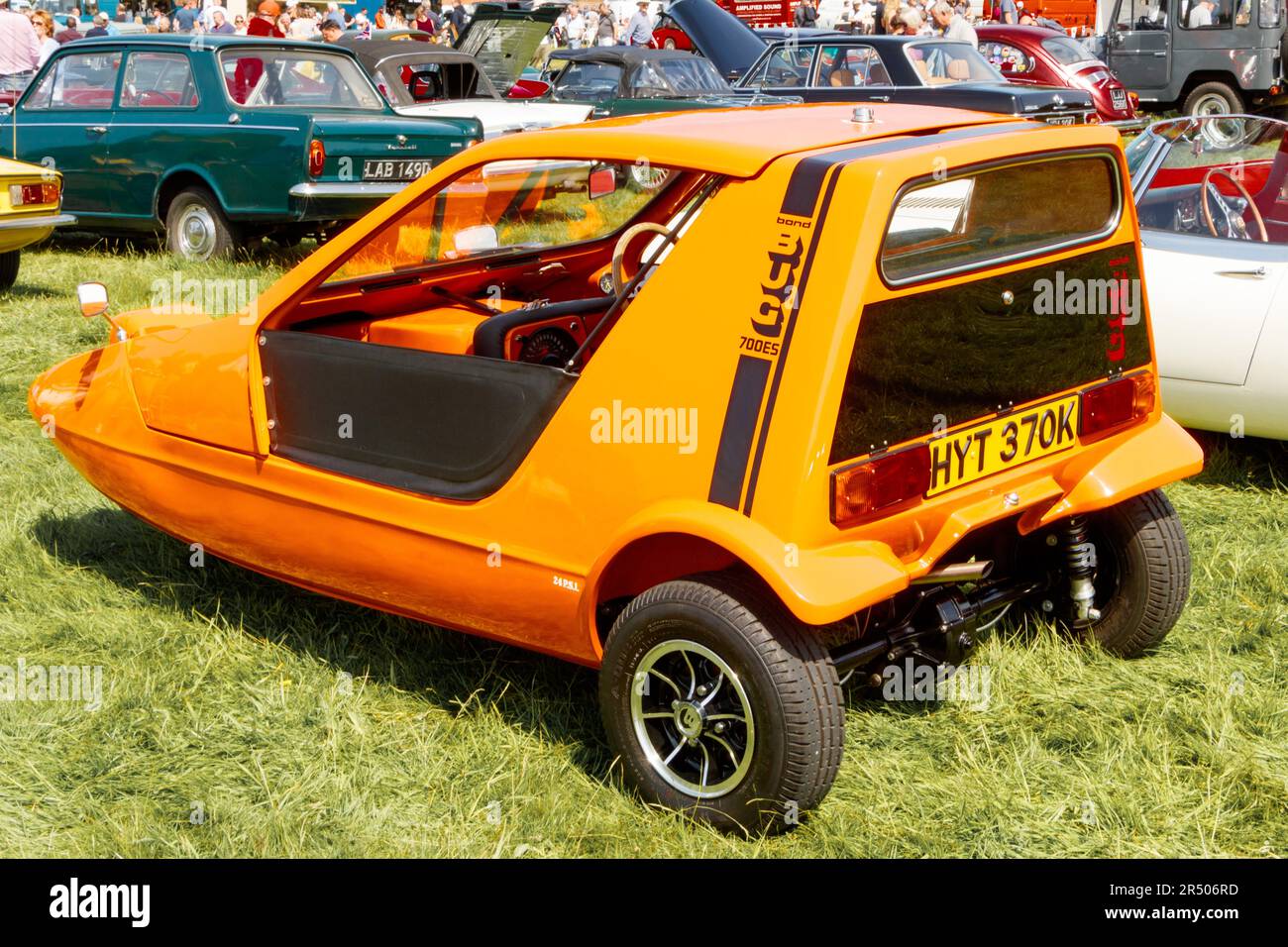 classic vintage three wheeler 1971 orange Bond Bug designeed by Tom ...