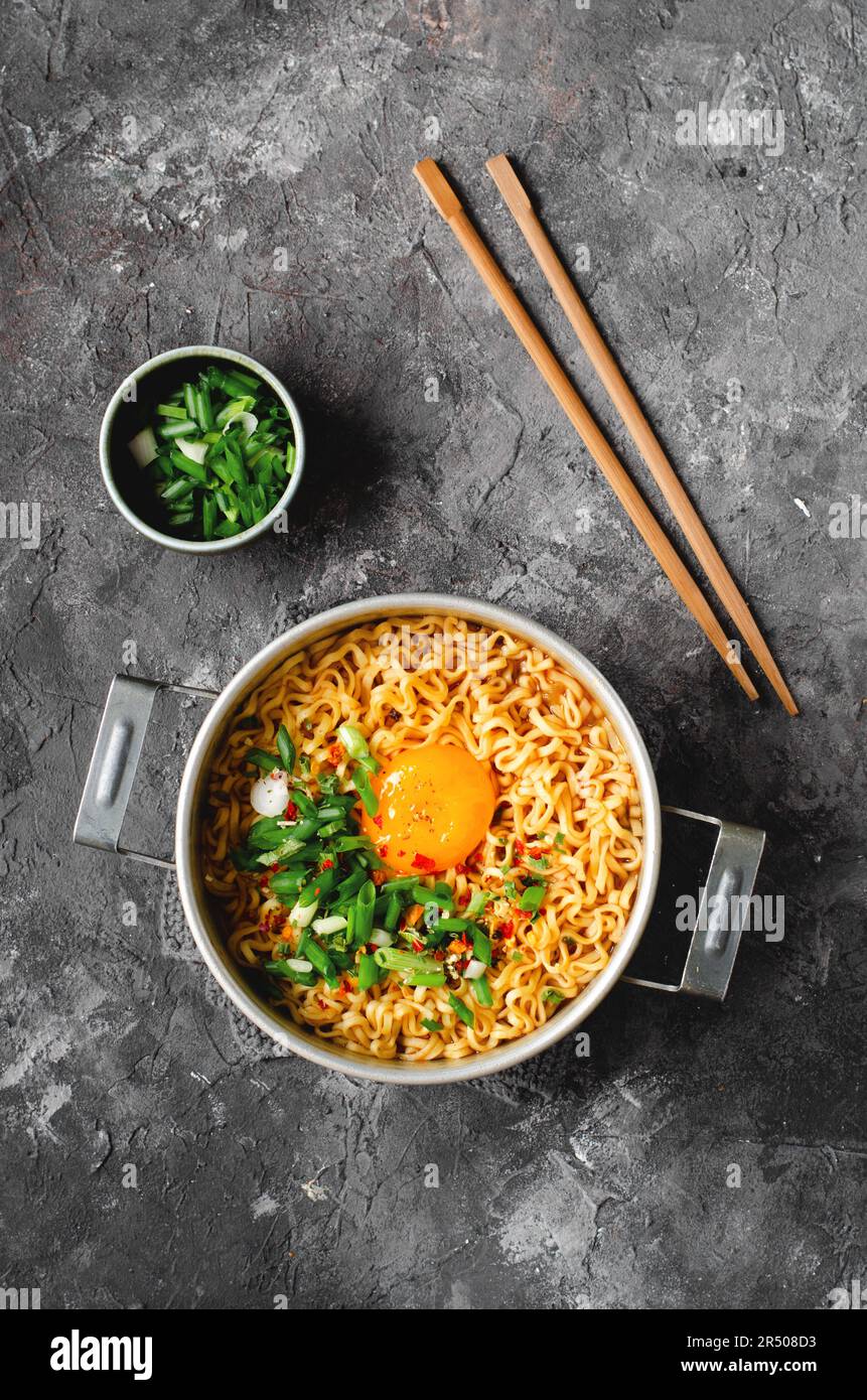 How to make korean ramyeon hi-res stock photography and images - Alamy