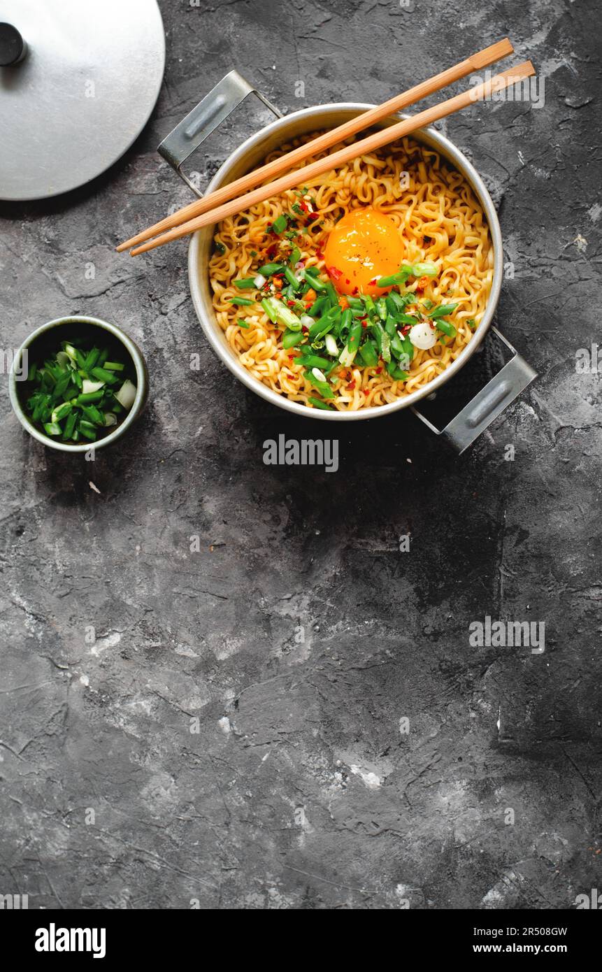 How to make korean ramyeon hi-res stock photography and images - Alamy