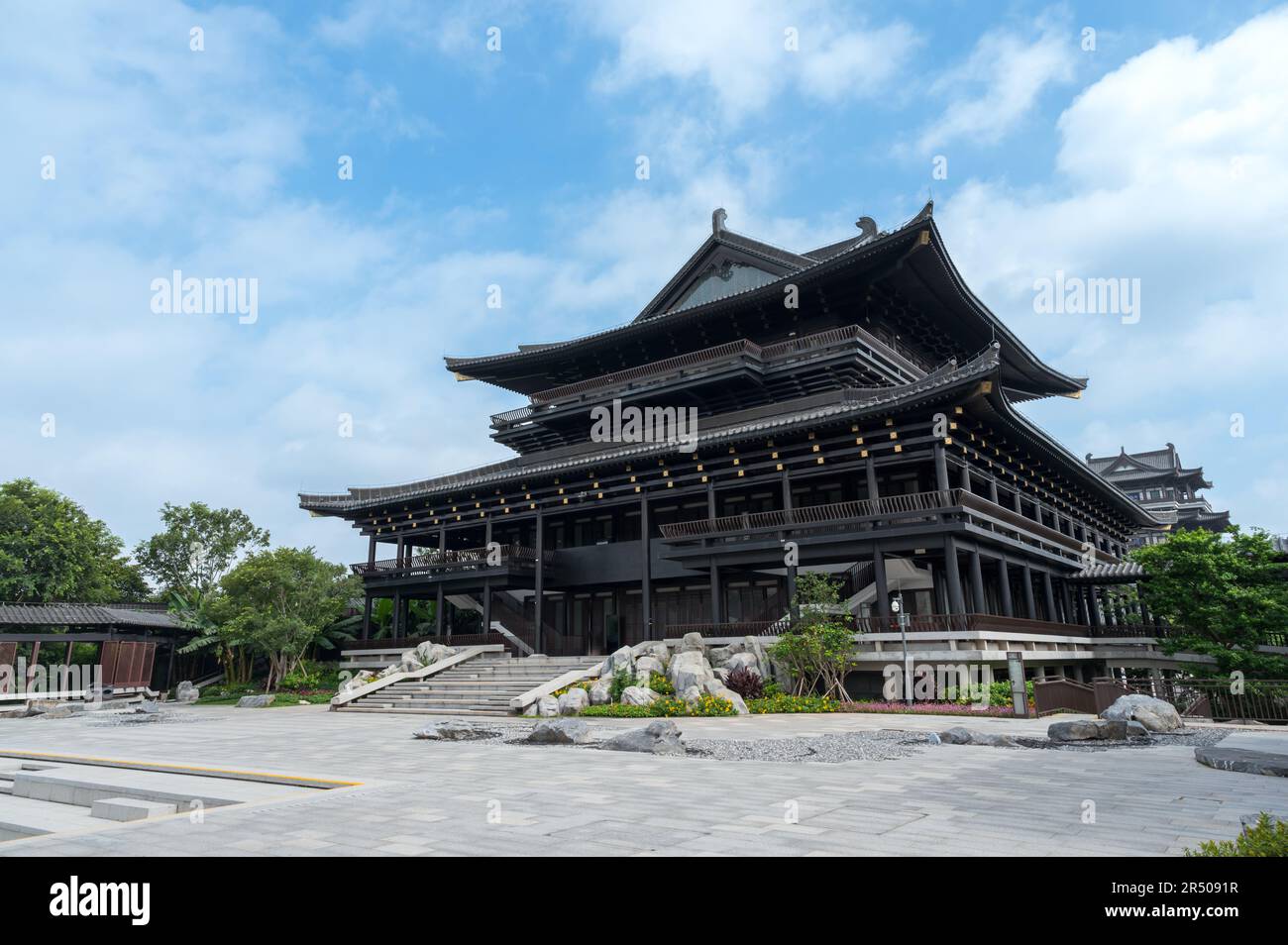 ancient chinese palace architecture Stock Photo - Alamy