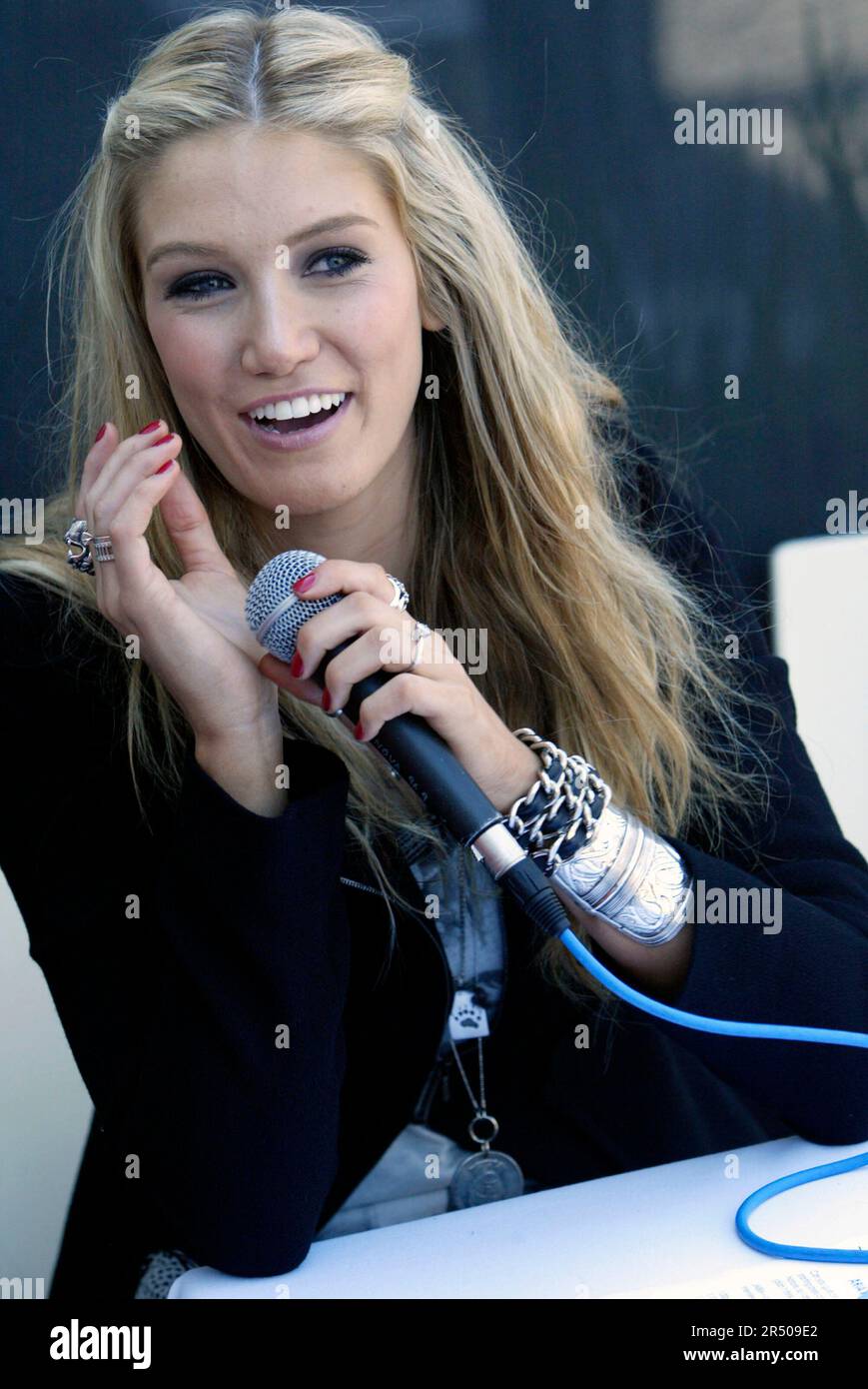 Delta Goodrem at the 6th annual ARIA #1 Chart Awards, where she ...