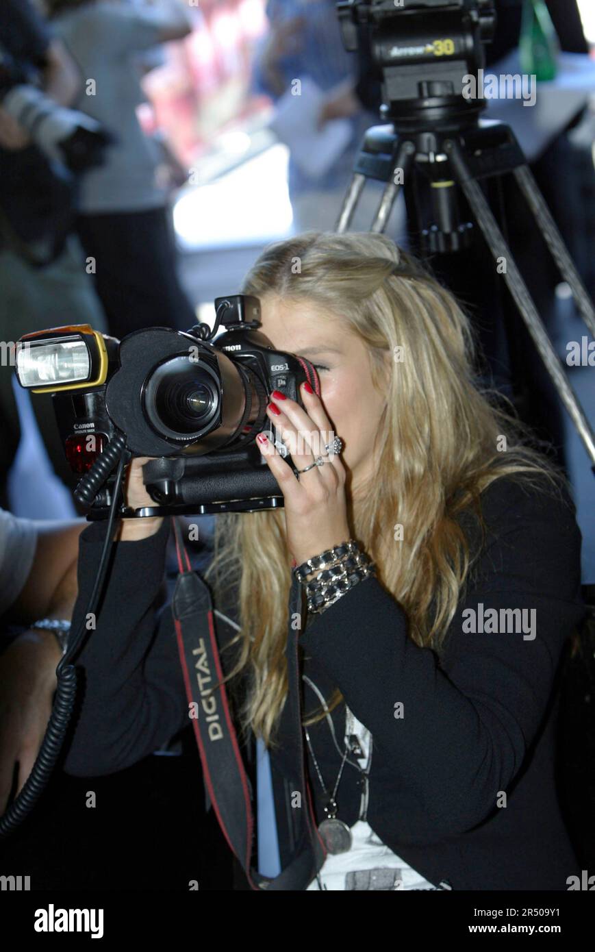 Delta Goodrem at the 6th annual ARIA #1 Chart Awards, where she ...
