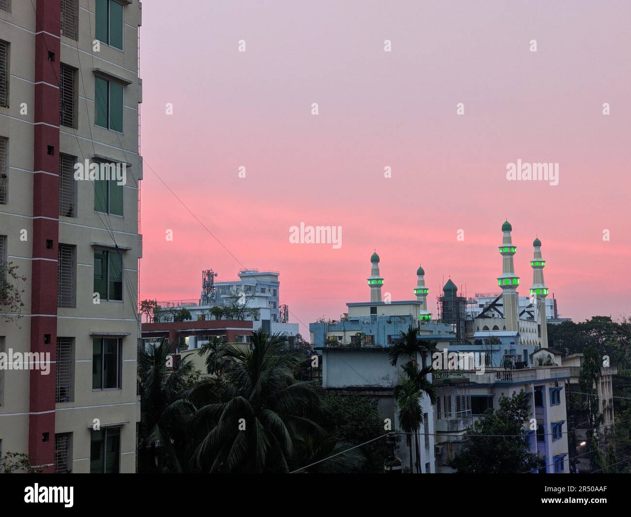 Colourful mosque doors hi-res stock photography and images - Alamy