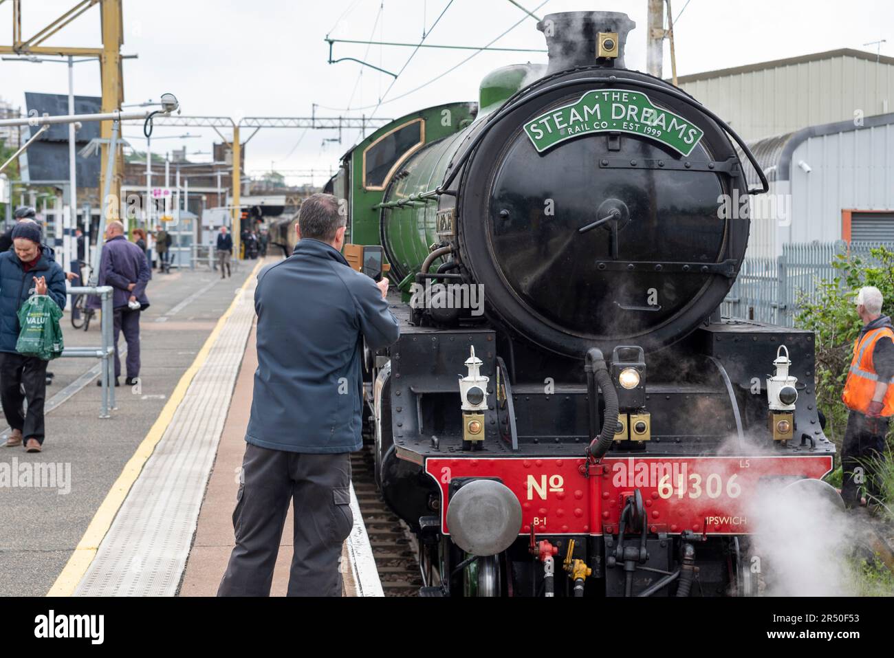 Leigh on Sea, Essex, UK. 31st May, 2023. A special steam train is ...