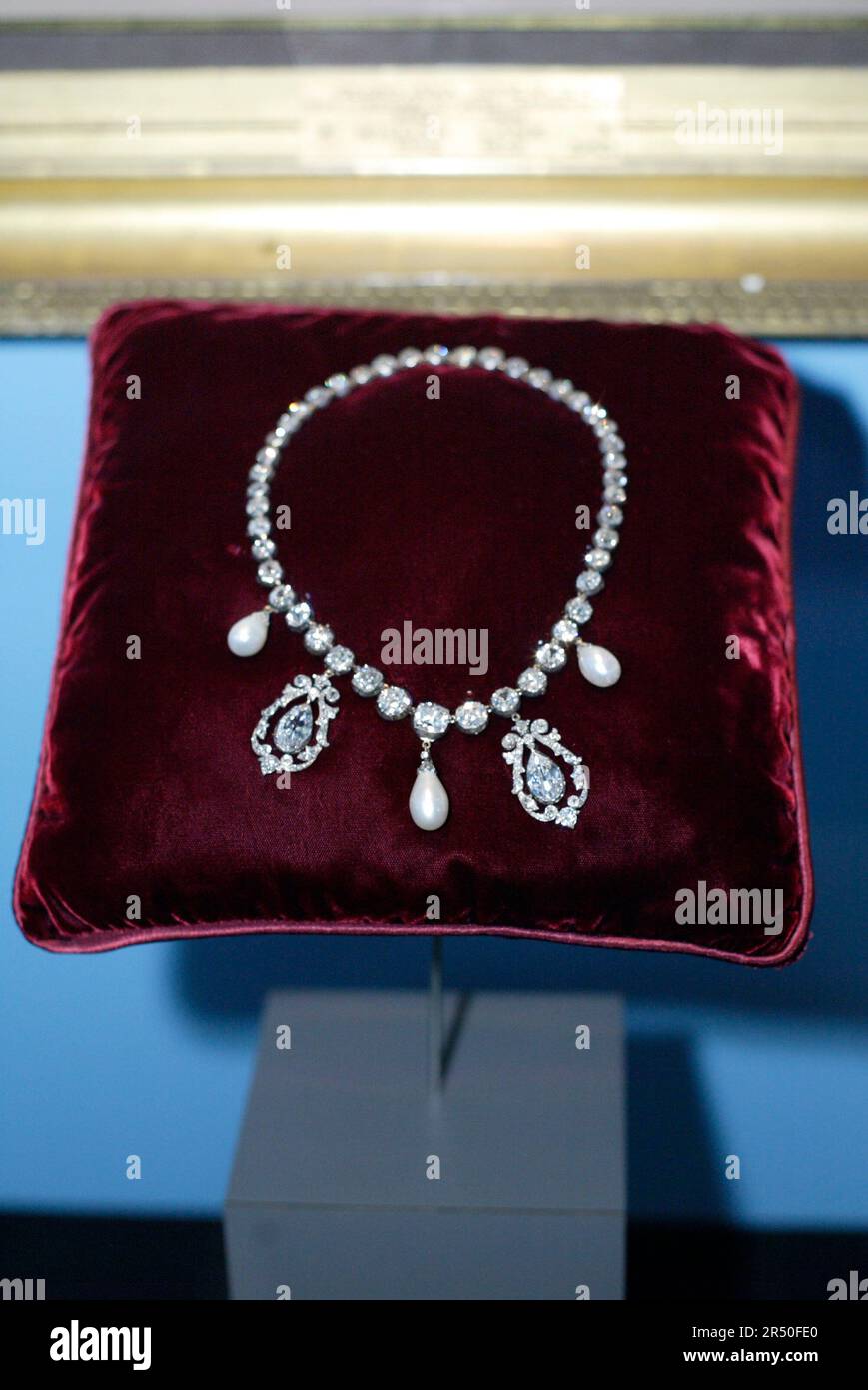 A Riviere necklace at the opening of Diana: A Celebration, which ...