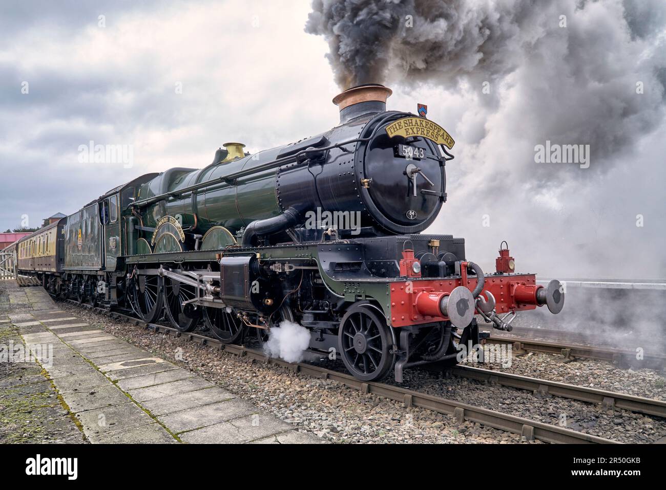 Steam train UK heritage railway, Earl of Edgcumbe, GWR train ...