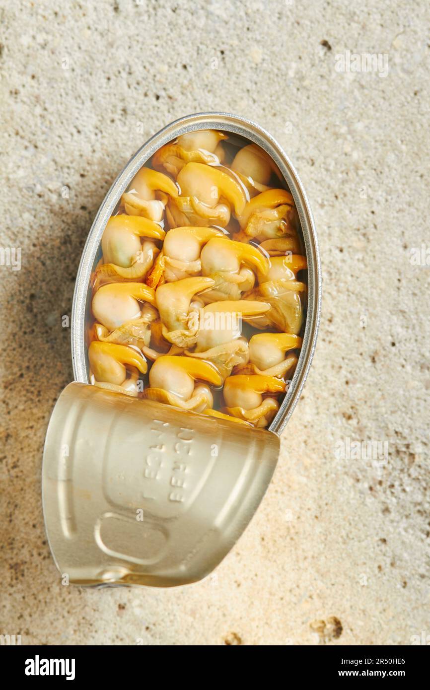 Cockles recipe hi-res stock photography and images - Alamy