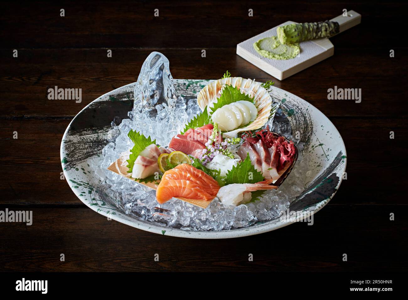 Sashimis hi-res stock photography and images - Alamy