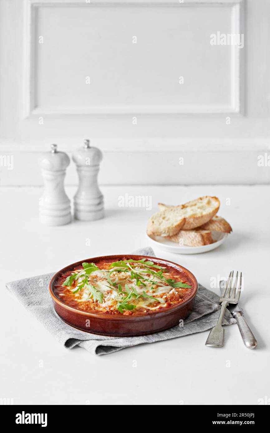 Cannelloni with rocket hi-res stock photography and images - Alamy