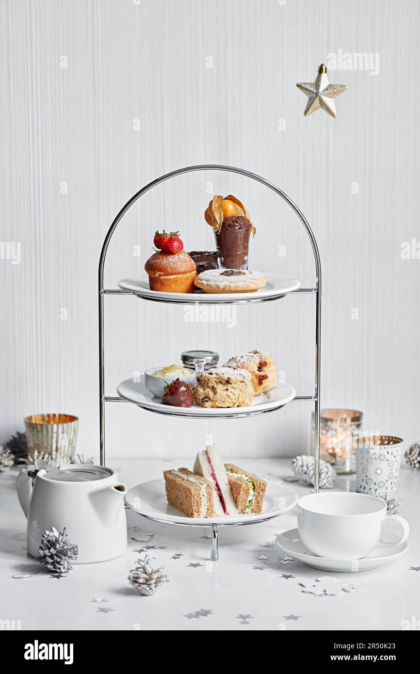 A Christmas afternoon tea Stock Photo - Alamy