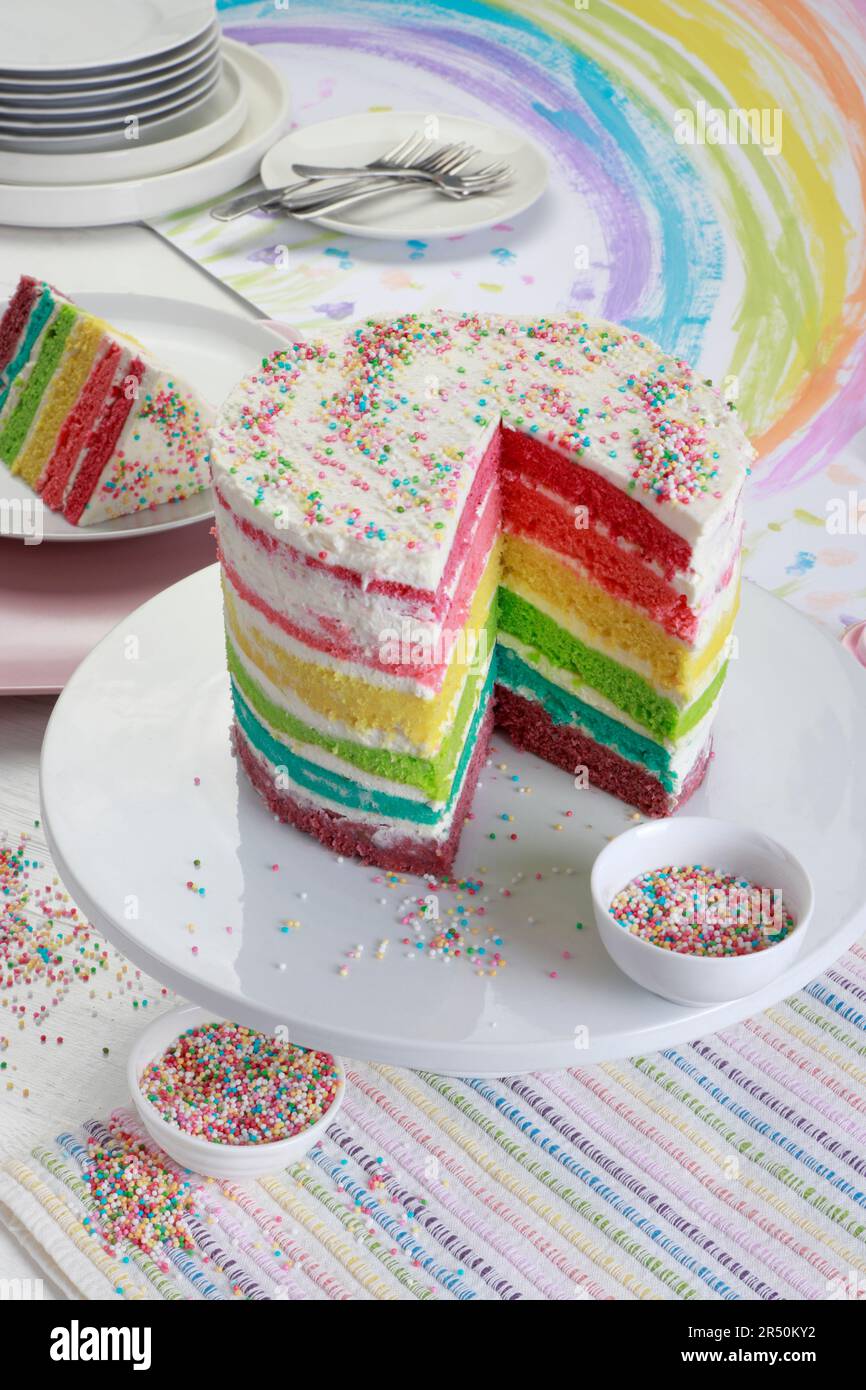 Multi layered birthday cake hi-res stock photography and images - Alamy