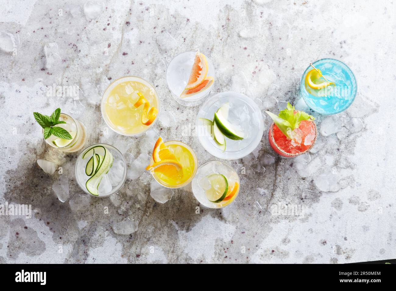 Multiple cocktails hi-res stock photography and images - Alamy