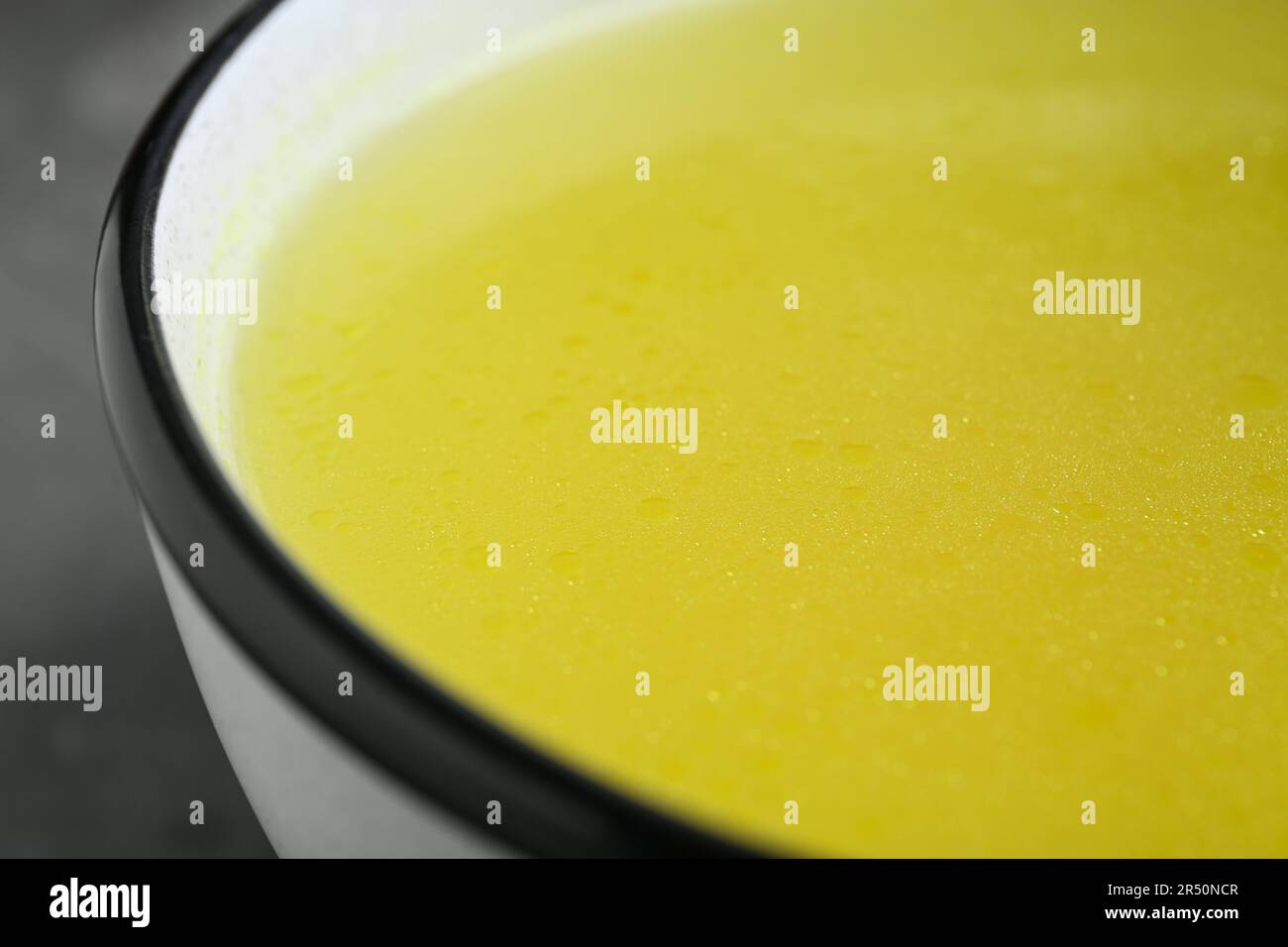 Chicken bouillon hi-res stock photography and images - Alamy