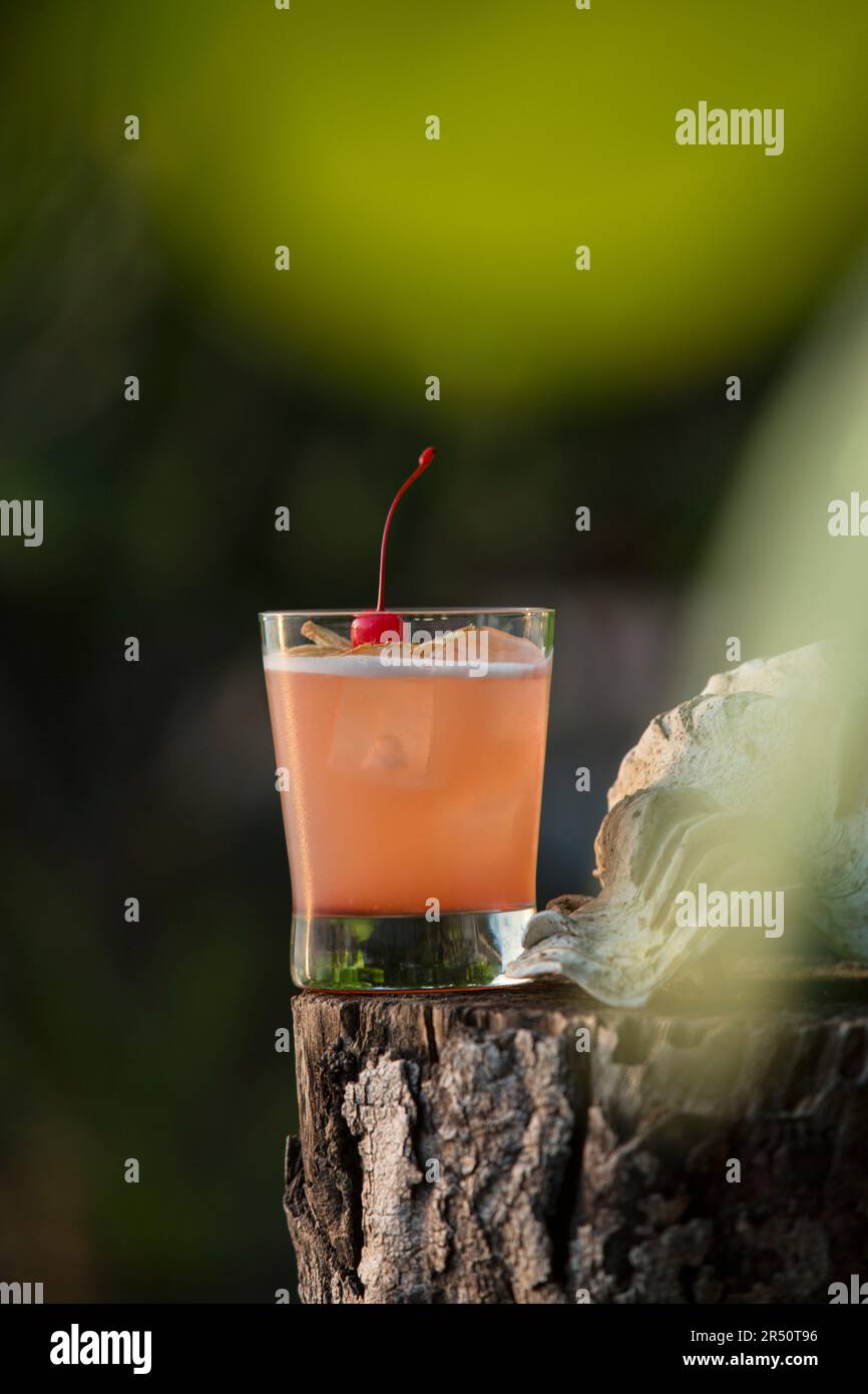 Cocktail sunset nobody hi-res stock photography and images - Alamy