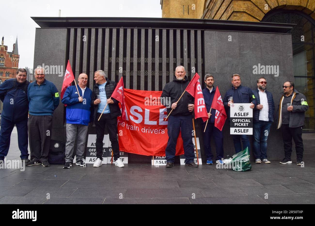 London, UK. 31st May 2023. ASLEF (Associated Society of Locomotive ...