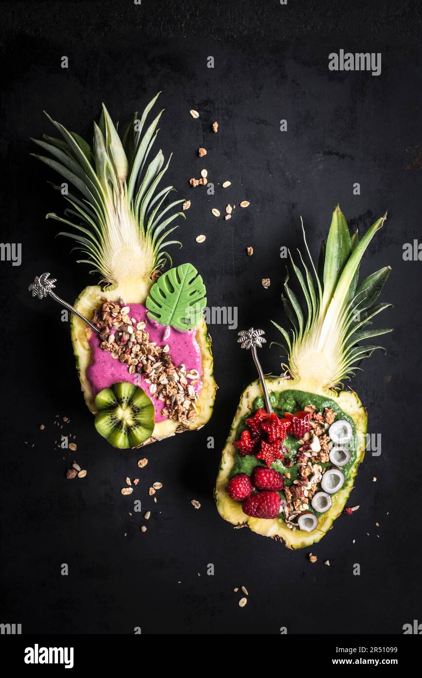 Pineapple bowls hi-res stock photography and images - Alamy