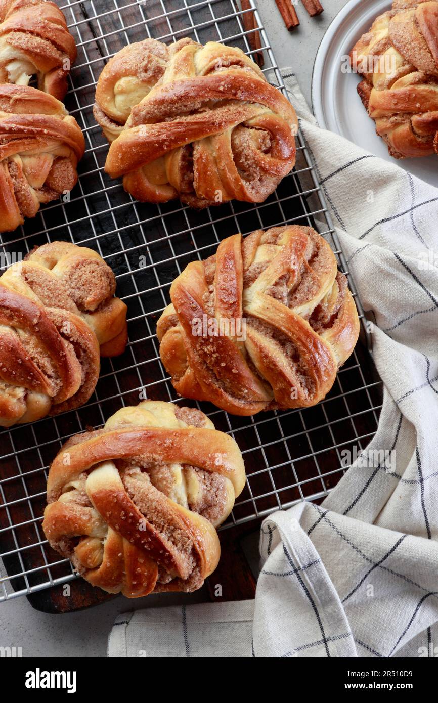 Kanelbullar (Swedish pastries Stock Photo - Alamy