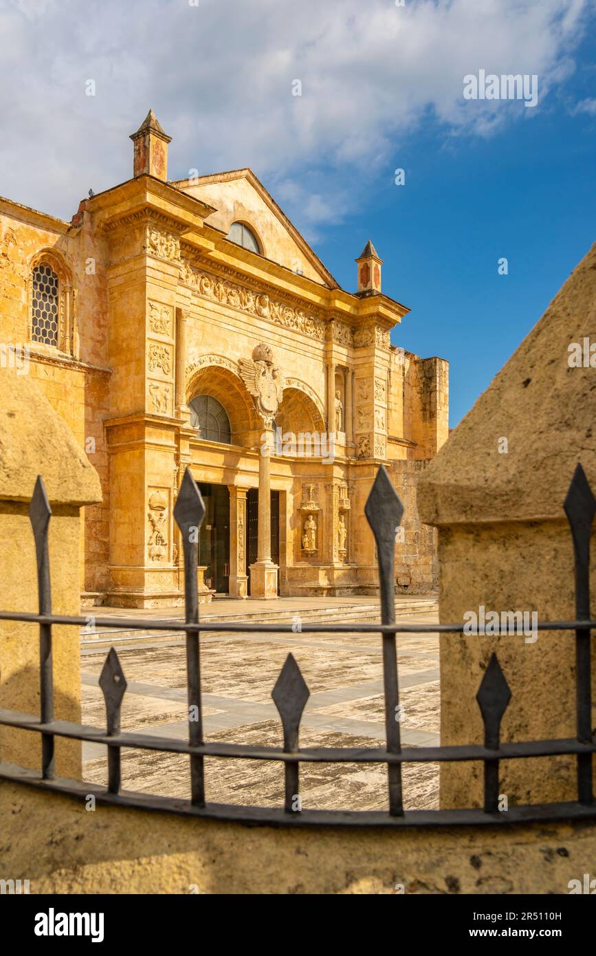 View of 16th-century Gothic Cathedral, Santo Domingo, Dominican ...