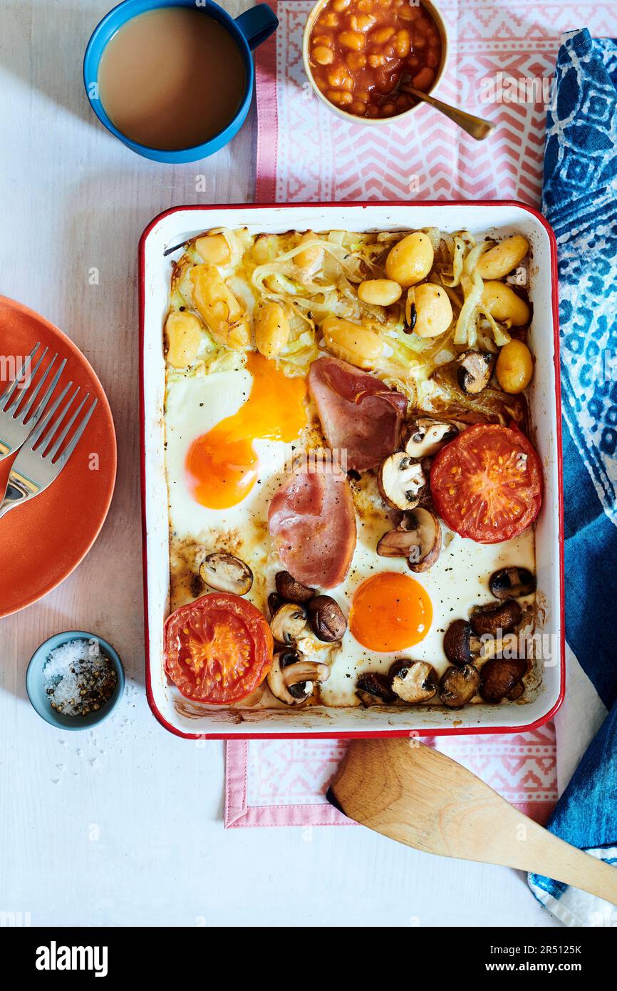 Western breakfast eggs meat hi-res stock photography and images - Alamy