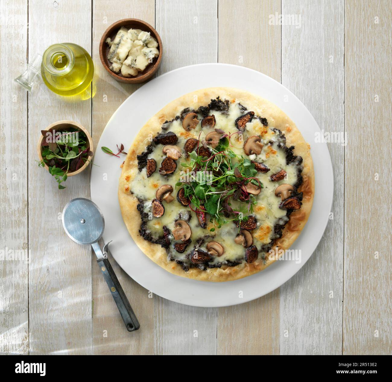 Truffled blue cheese pizza Stock Photo - Alamy