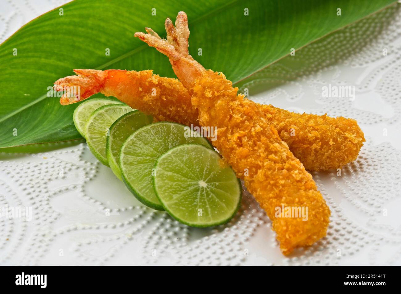 Deep fried prawns hi-res stock photography and images - Alamy